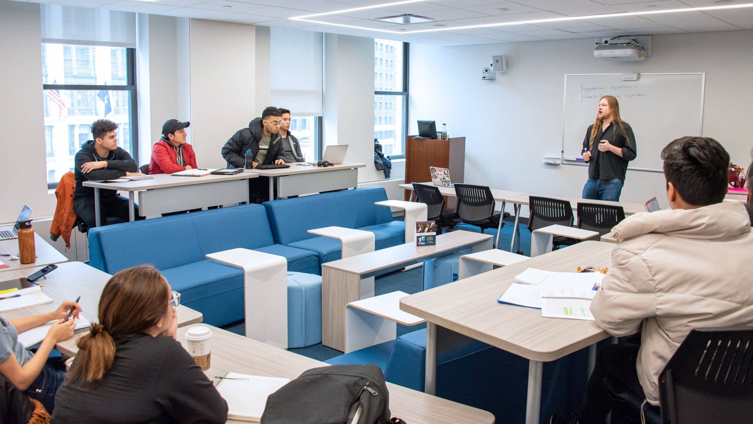 Learn English in New York : Explore Our English School